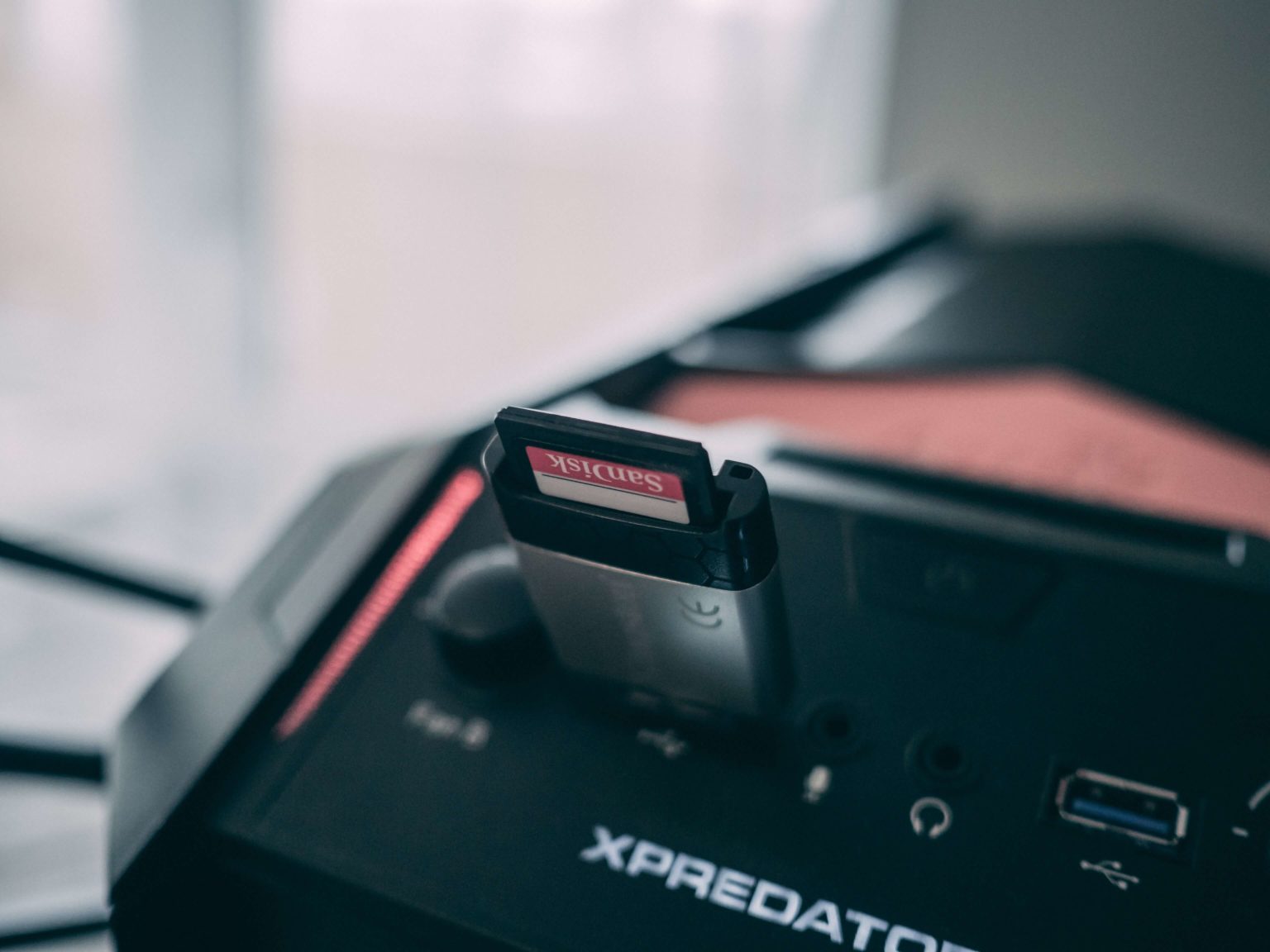 How to Use SD Card with Amazon Fire Tablet (Step-By-Step) - Saint